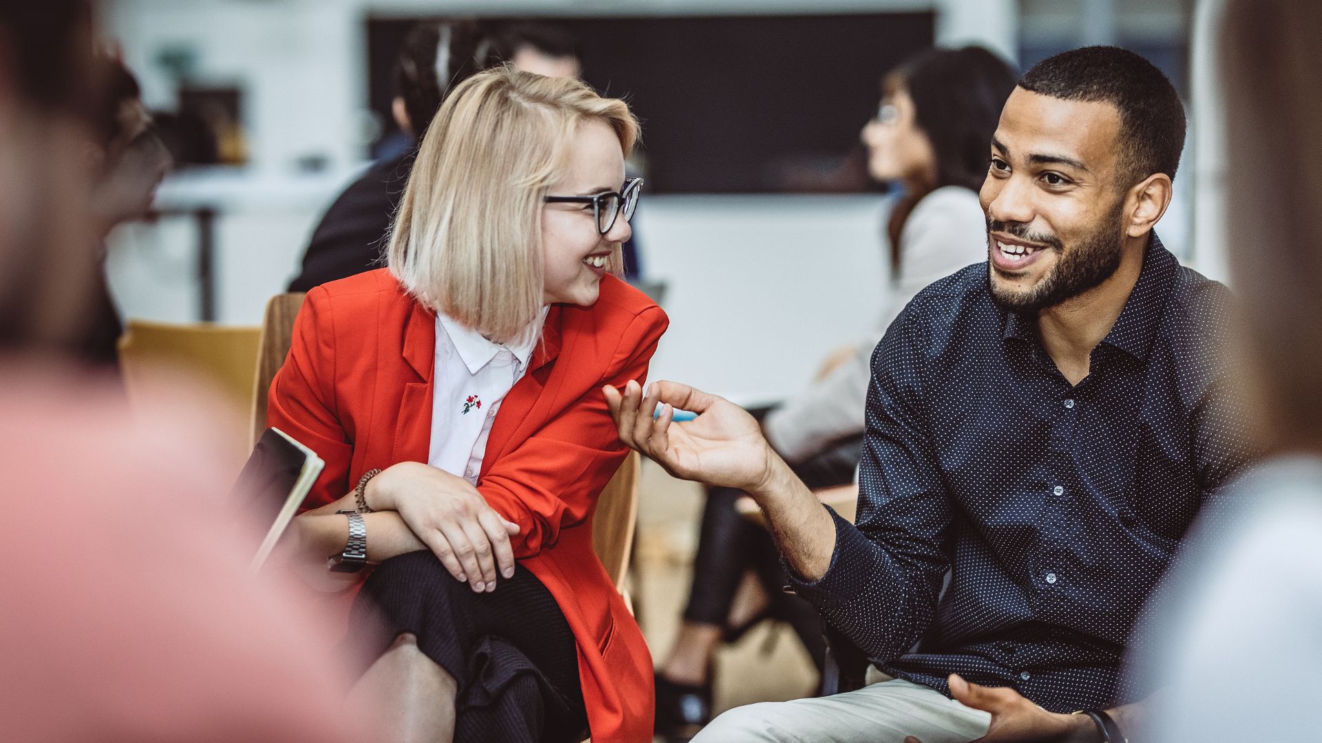 Design fun icebreaking activities for networking events