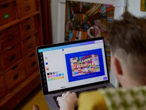 Alat Reka Bentuk Percuma: Pembentangan, Video, Media Sosial | Canva