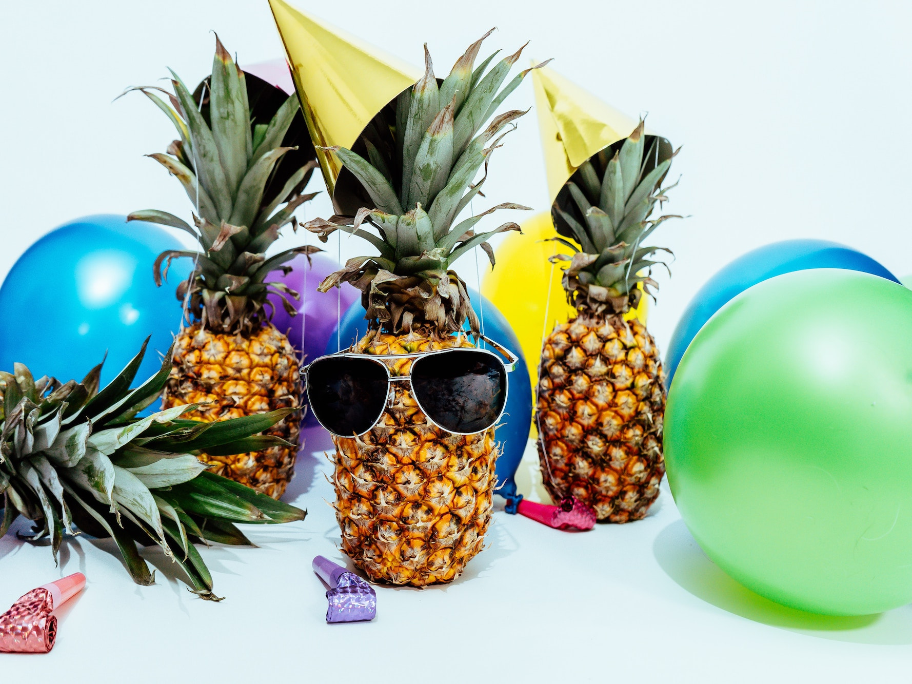 40+ Beach Party Ideas - Canva
