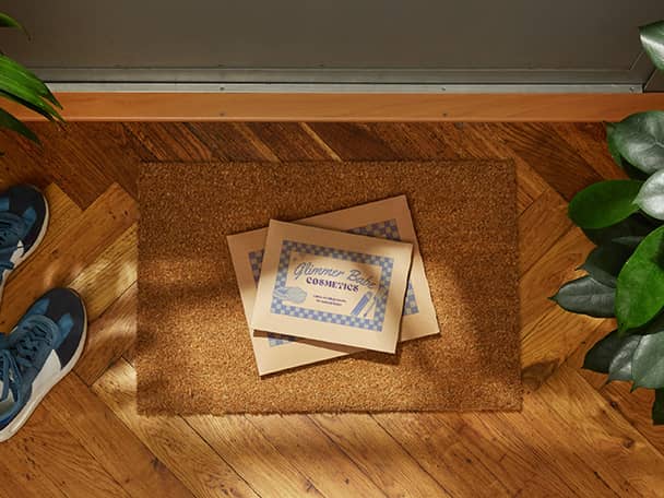 Custom Shipping Envelopes and Custom Mailers - Canva